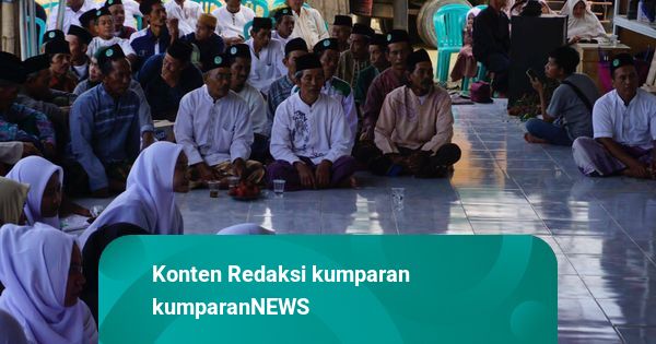 Kiai Muda Dukung Ganjar Gelar Doa Bersama & Bagikan Bantuan ke Madrasah di Tuban | kumparan.com